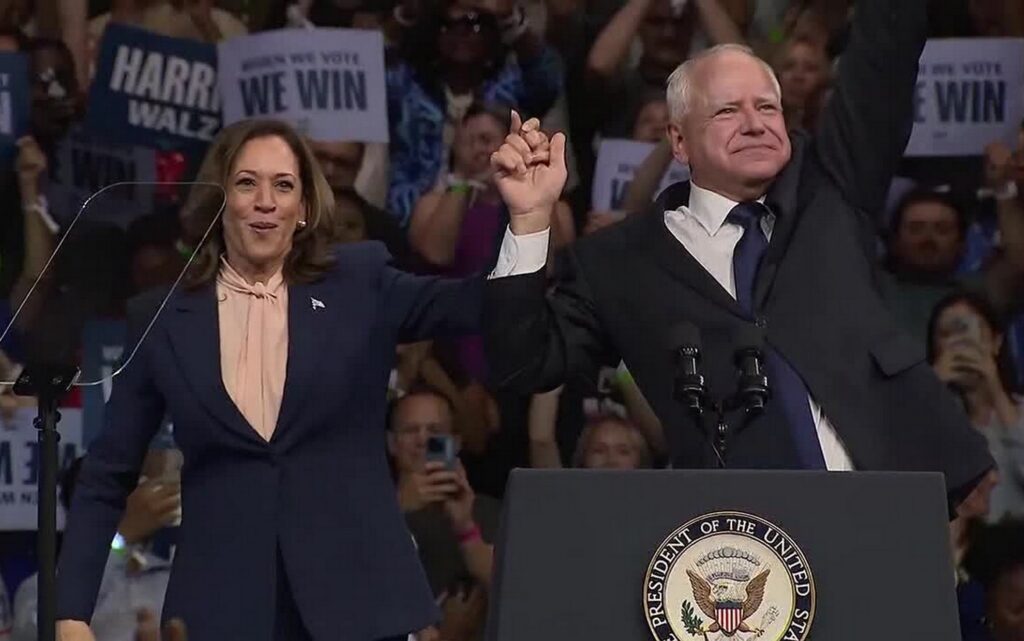 Harris and Walz give their first TV interview as candidates on CNN on ...